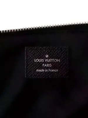 LOUIS VUITTON Slim Briefcase Taiga Leather Business Bag