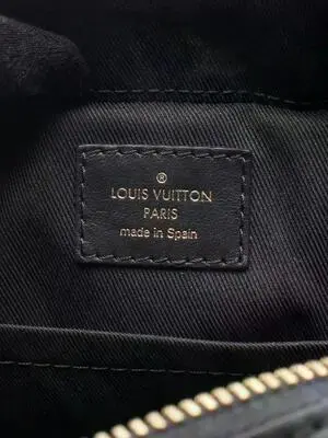 LOUIS VUITTON 2018 Monogram Saintonge Satchel