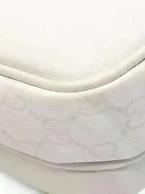Gucci Gg Supreme Canvas Small Cross Body Bag