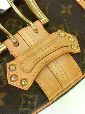 LOUIS VUITTON 2004 Leonor Shoulder Bag