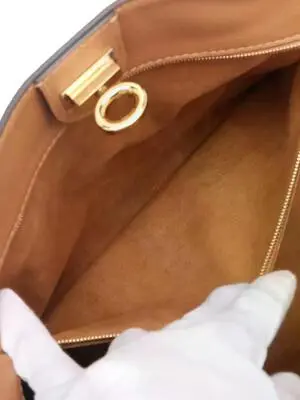 LOUIS VUITTON 2021-2026 Monogram On My Side Mm Satchel