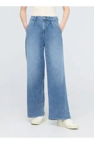 DUER Performance Denim Lite Pleated Pant