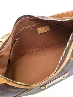 LOUIS VUITTON Monogram Thames Gm Shoulder Bag - Brown