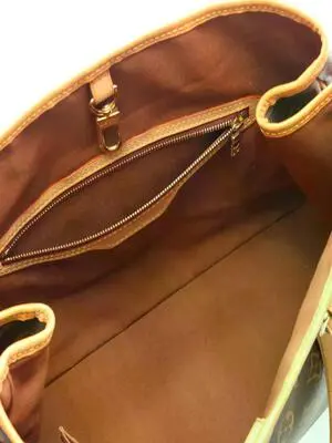 LOUIS VUITTON 2006 Monogram Batignolles Horizontal Tote Bag