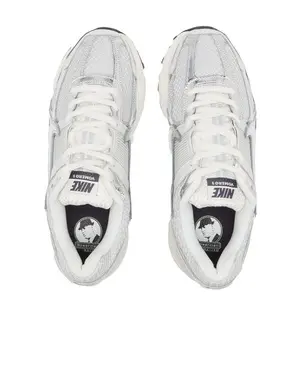 Nike Zoom Vomero 5 Sneakers