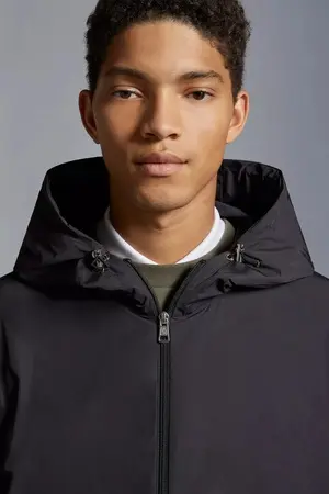 Moncler Moyse Zip-up Jacket