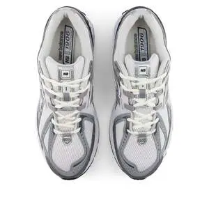 NEW BALANCE 1906r Sneakers