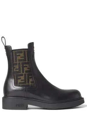 Fendi Round Toe Boots With Elegant Inserts