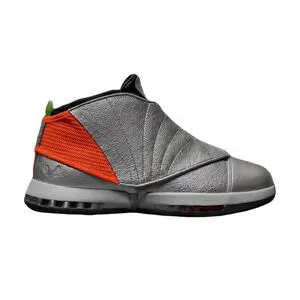JORDAN Free The Youth X 16 Retro Og 'metallic Silver - White