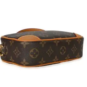 LOUIS VUITTON Monogram Canvas Trocadero Wearable Wallet