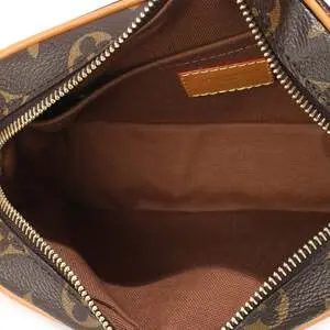 LOUIS VUITTON Monogram Canvas Trocadero Wearable Wallet