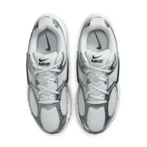 Nike V5 Rnr Athletic Shoes