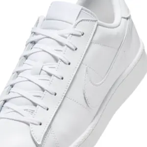 Nike Classic Cs Sneakers - White
