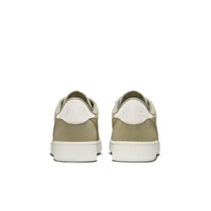 Nike Classic Low Top Sneakers - Brown