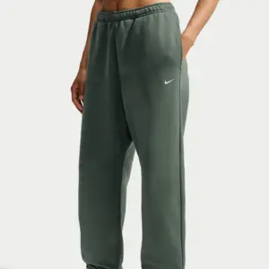 Nike Studio Fleece High-rise Oversized Cuffed Pants - Green