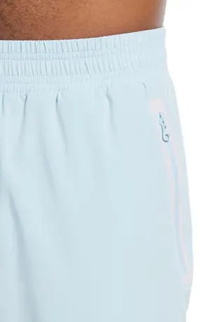 Alo Yoga Advance 2-in-1 Shorts