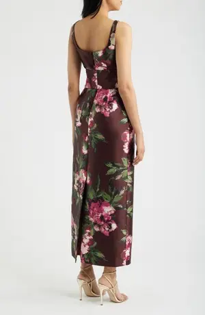 Julia Jordan Floral Print Sleeveless Satin Gown