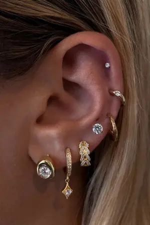 BEADS BY TARA Daphne Leaf Hoops