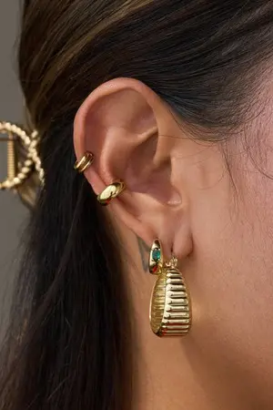 BEADS BY TARA Emerald Hoop Earrings