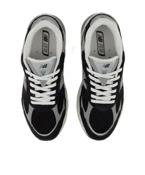 NEW BALANCE Abzorb 2010 Sneakers