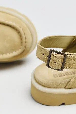Clarks Meare Easy Chunky Sandals