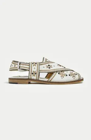 ÇAPLAIT Handcrafted Peshawari Sandals With Geometric Embroidery - White-grey
