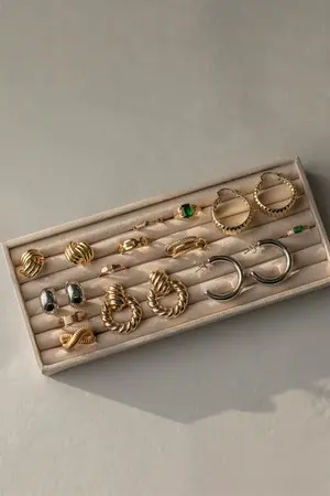 BEADS BY TARA Richie Hoop Earrings