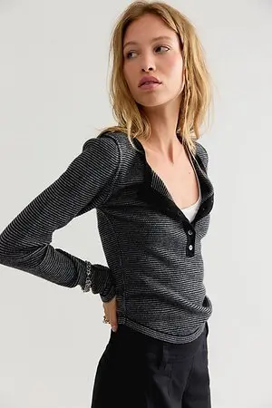 Free People We The Free Hudson Henley - Charcoal Combo