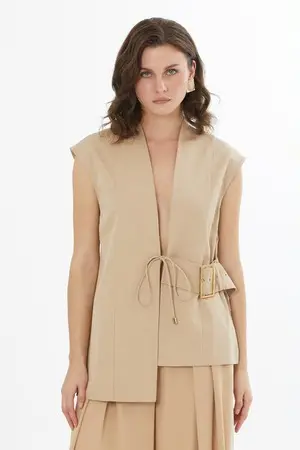 GIZIA Buckle Detail Vest