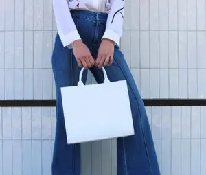 SARAH STEWART Adele Croc Handbag - White Croc