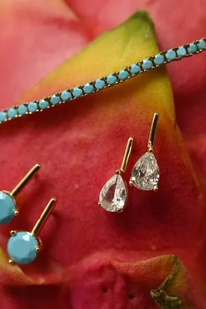 BEADS BY TARA Round Diamond Bar Earrings