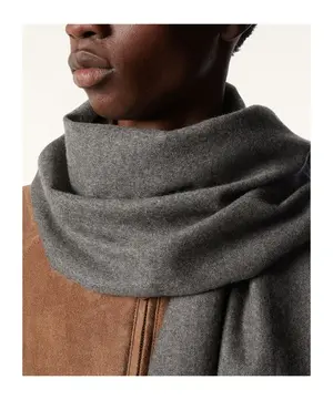 Loro Piana Leggera Grande Unita Scarf
