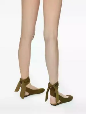 Attico Cloe Tie-fastening Pumps