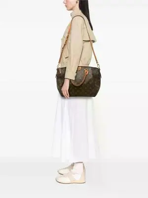 LOUIS VUITTON 2015 Monogram Turenne Mm Satchel