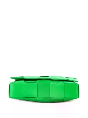 Bottega Veneta Cassette Maxi Intrecciato Leather Crossbody Bag - Green