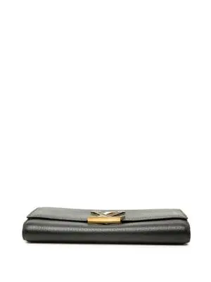 LOUIS VUITTON 2019 Taurillon Capucines Wallet Long Wallets - Black