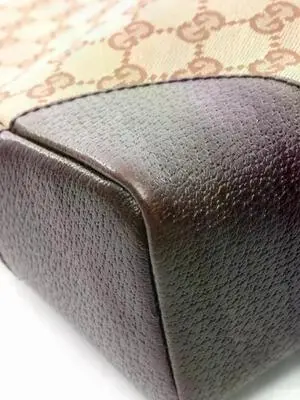 Gucci 2000s Gg Canvas Cross Body Bag