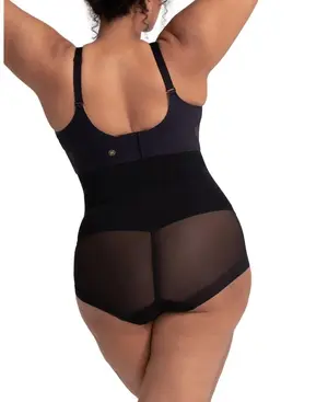 HONEYLOVE Superpower Brief - Runway