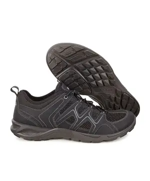 Ecco Laced Sneakers