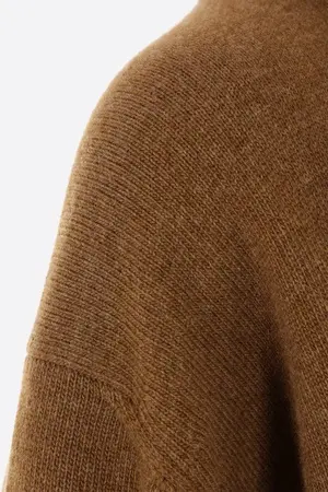 Plan C Long-sleeved Scarf Collar Knitted Shirt