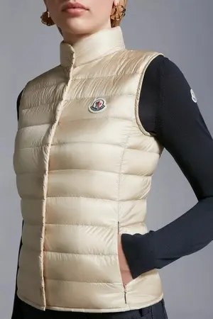 Moncler Liane High-neck Puffer Gilet - Nude