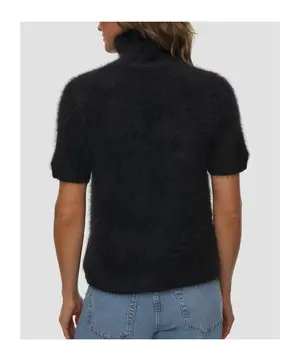 Soft Goat Short-sleeved Turtleneck Sweater