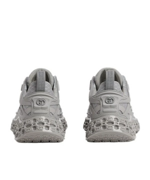Gucci 3d Effect Interlocking G Sneakers - Grey