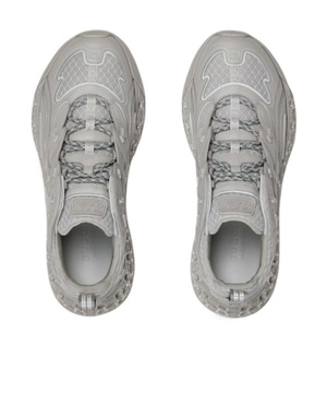 Gucci 3d Effect Interlocking G Sneakers - Grey