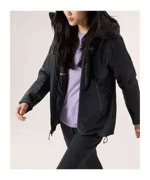 Arc'teryx Beta Gore-tex Hooded Jacket
