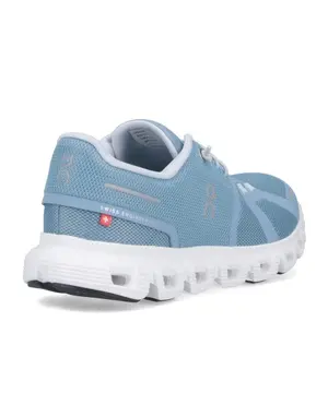 On W Cloud Lace-up Sneakers