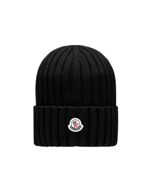 Moncler Logo Patch Knitted Beanie