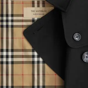 Burberry Waterloo Long Heritage Trench Coat