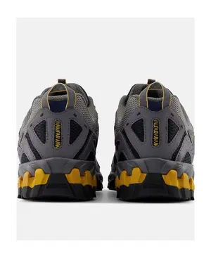 NEW BALANCE Tie Low-top Sneakers