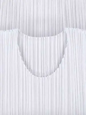 Issey Miyake Sleeveless Round Neck Top